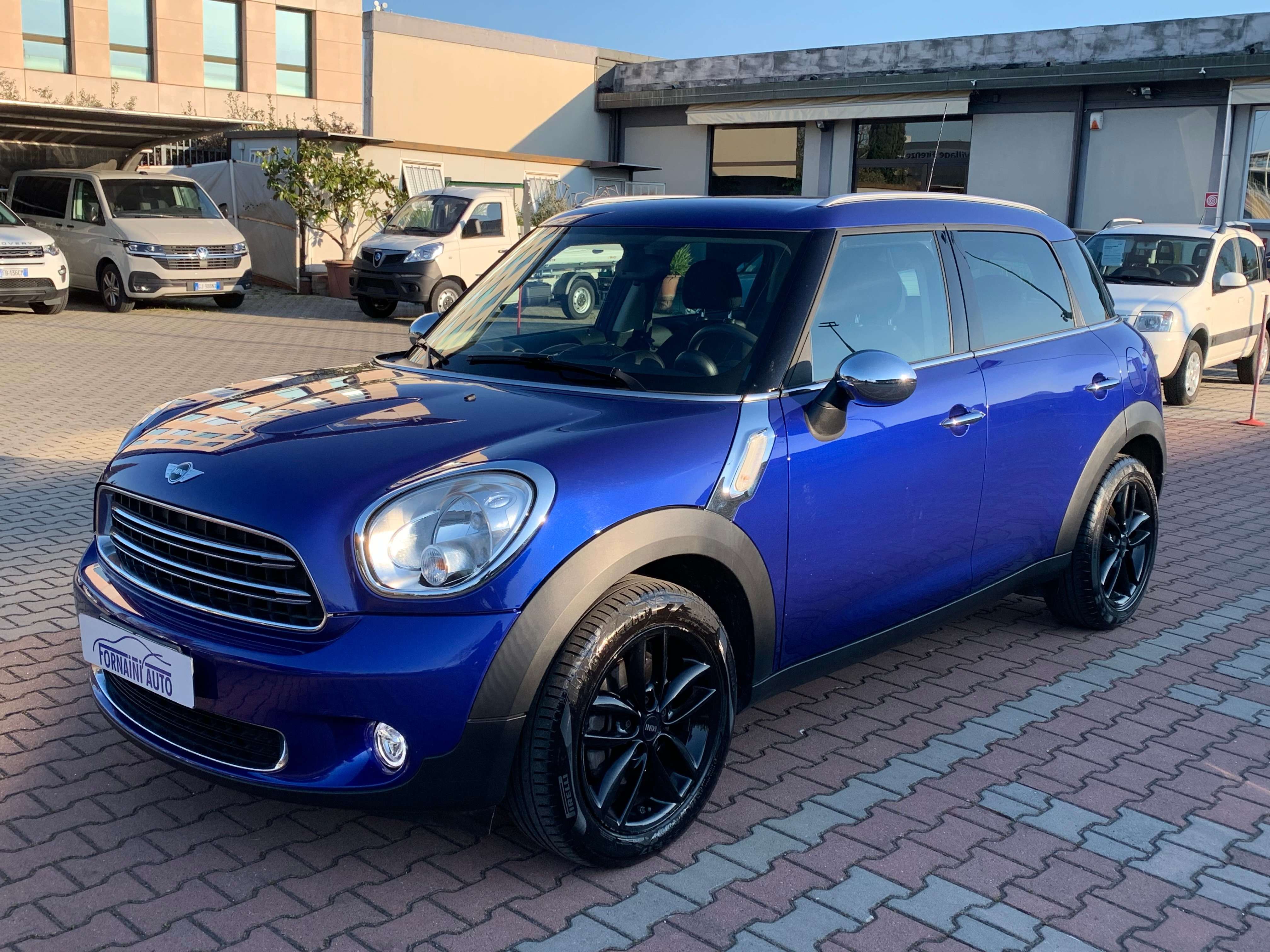 MINI Cooper D CountrymanMINI COUNTRYMAN 1.6 COOPER D E6 AZIENDALE