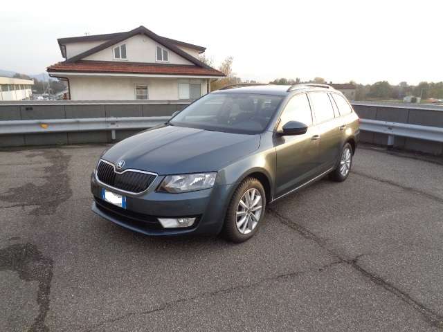 Skoda Octavia2.0 tdi cr Executive 150cv FATTURABILE IVA ESPOSTA