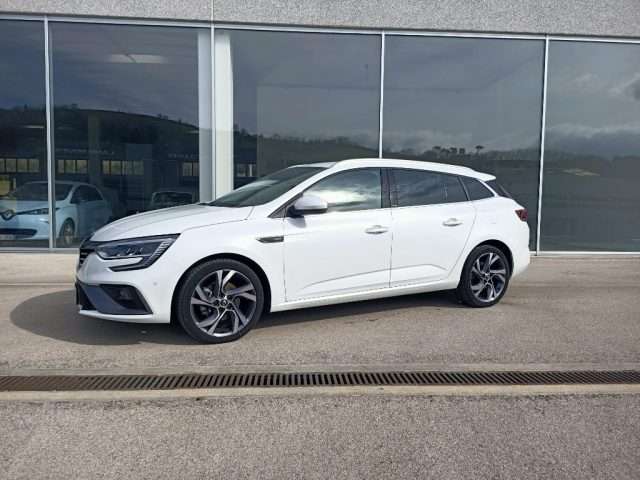 Renault MeganeMégane Sporter Plug-in Hybrid E-TECH 160 CV R.S.