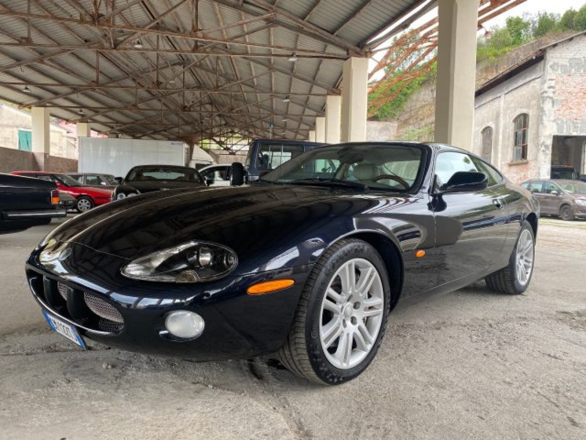 JAGUAR XK8/XKR (X100) XKR 4.2 Coupé