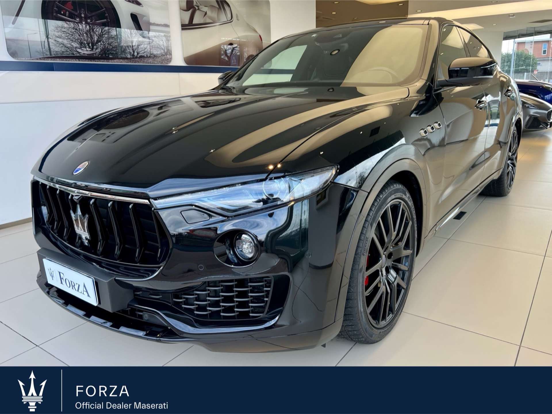 Maserati Levante3.0 V6 GranSport Nerissimo 250cv