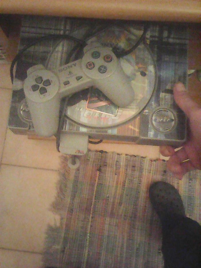 PLAYSTATION ONE