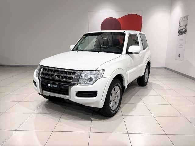 Mitsubishi Pajero3.2 DI-D 16V aut. 3 porte Instyle DPF