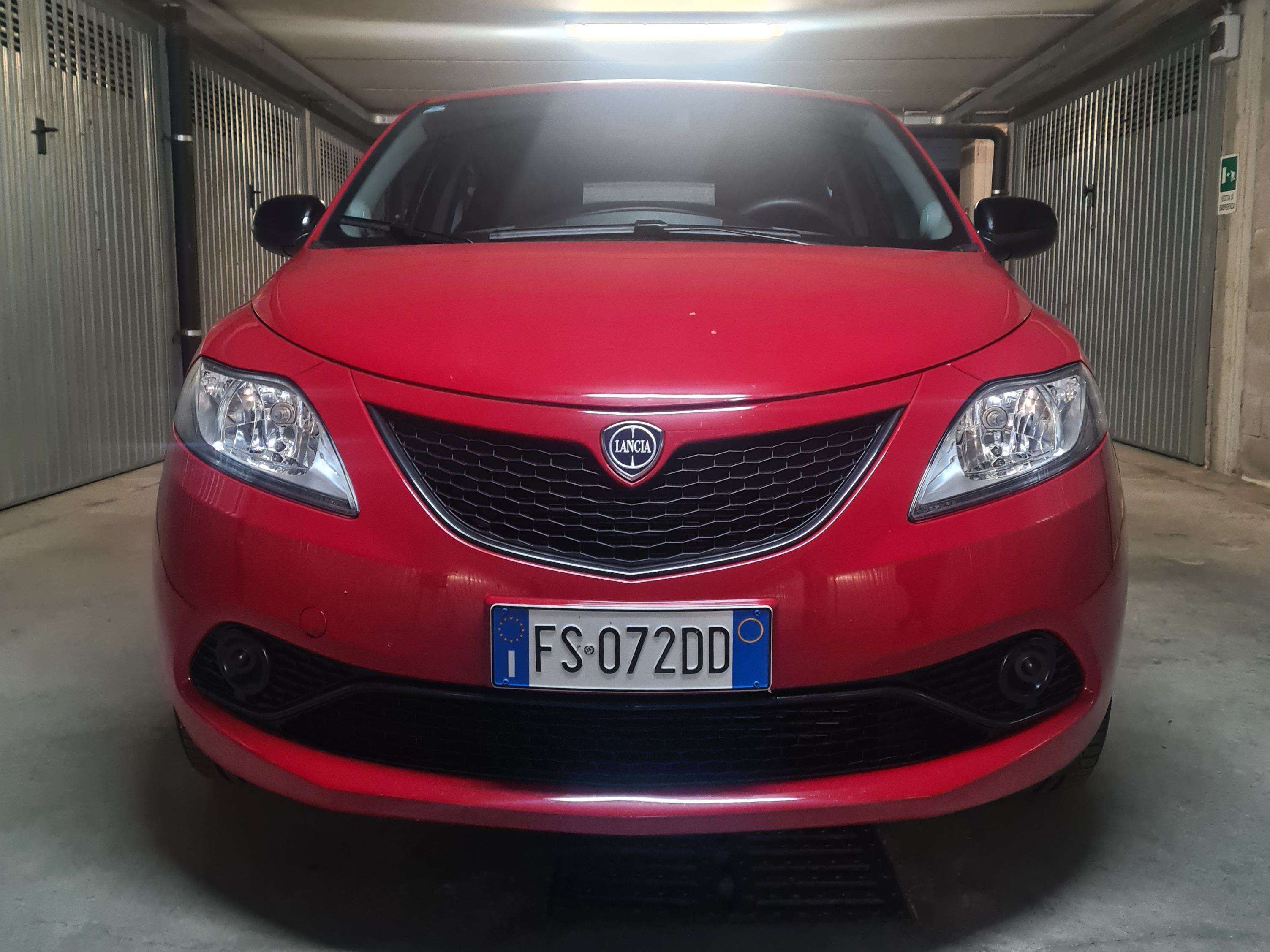 Lancia YpsilonYpsilon 1.2 Gold ecochic Gpl 69cv my18