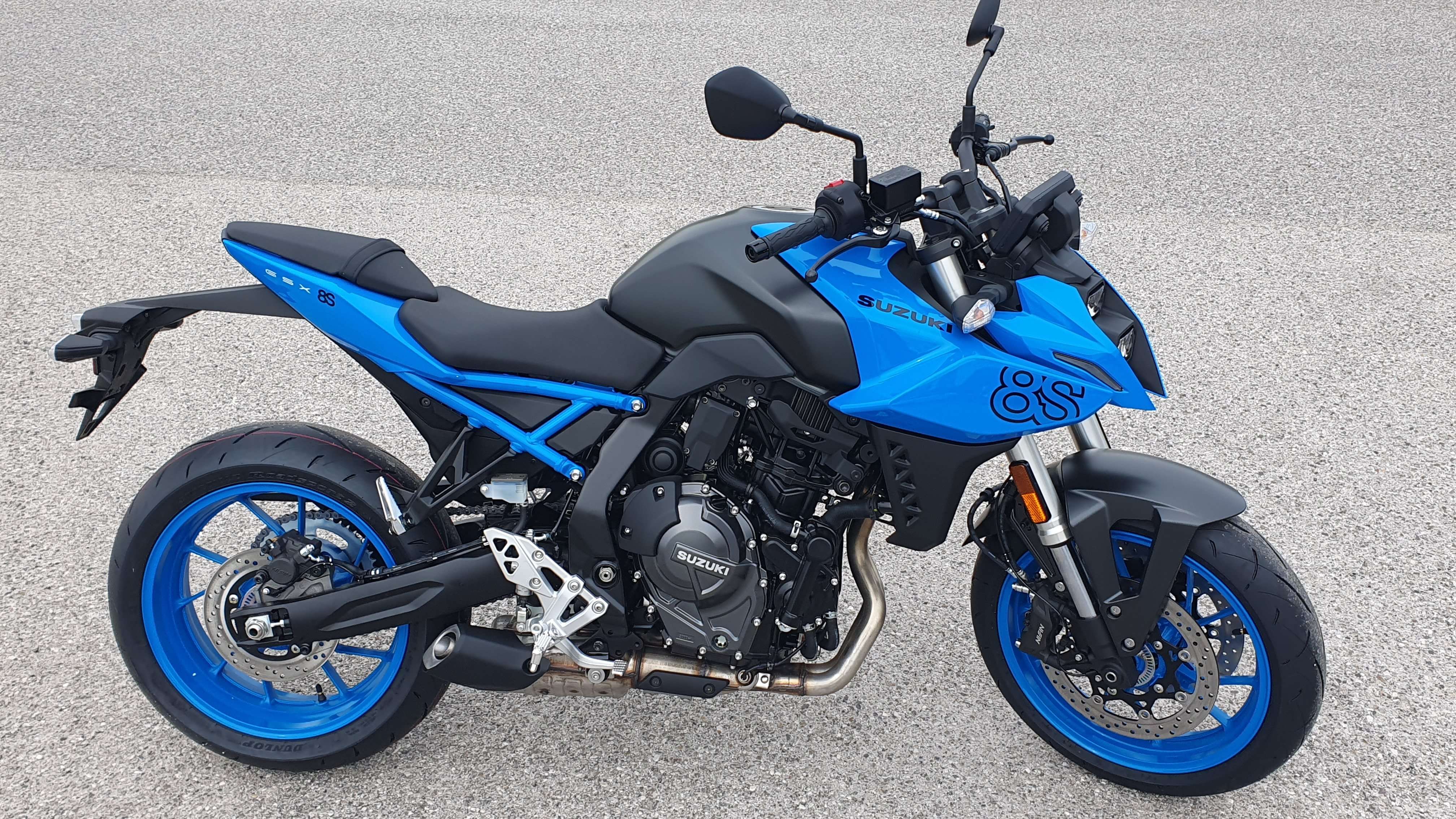 Suzuki GSX 8S