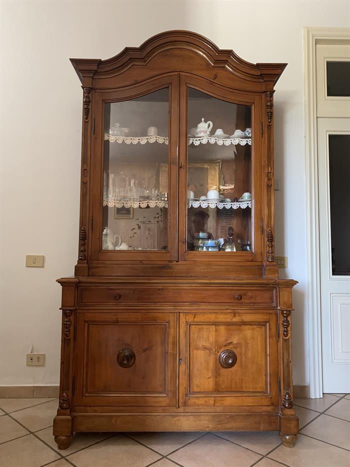 CREDENZA ASCOLANA DI FINE 1800