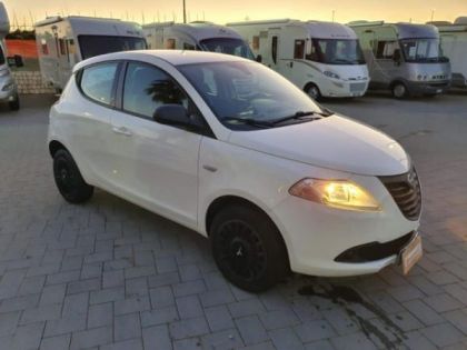 LANCIA Ypsilon 0.9 TwinAir 85 CV 5 porte Metano