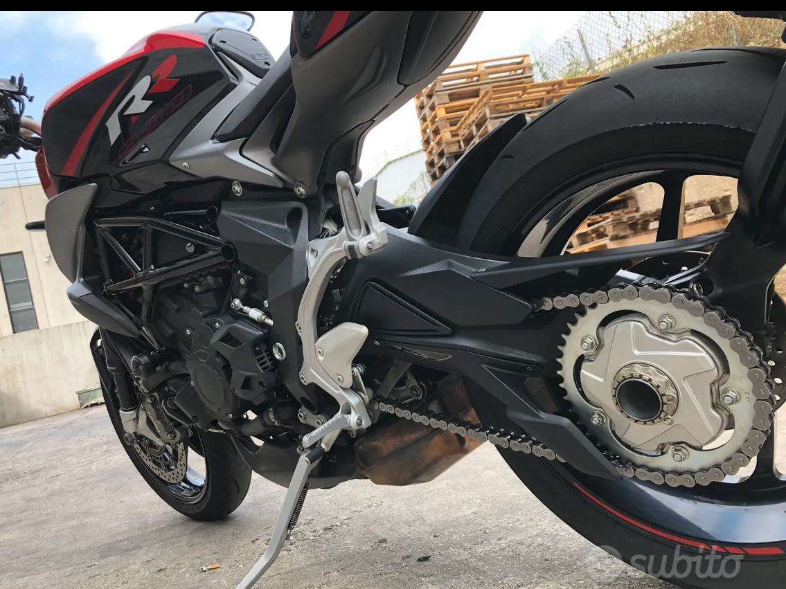 MV Agusta Brutale 800RR