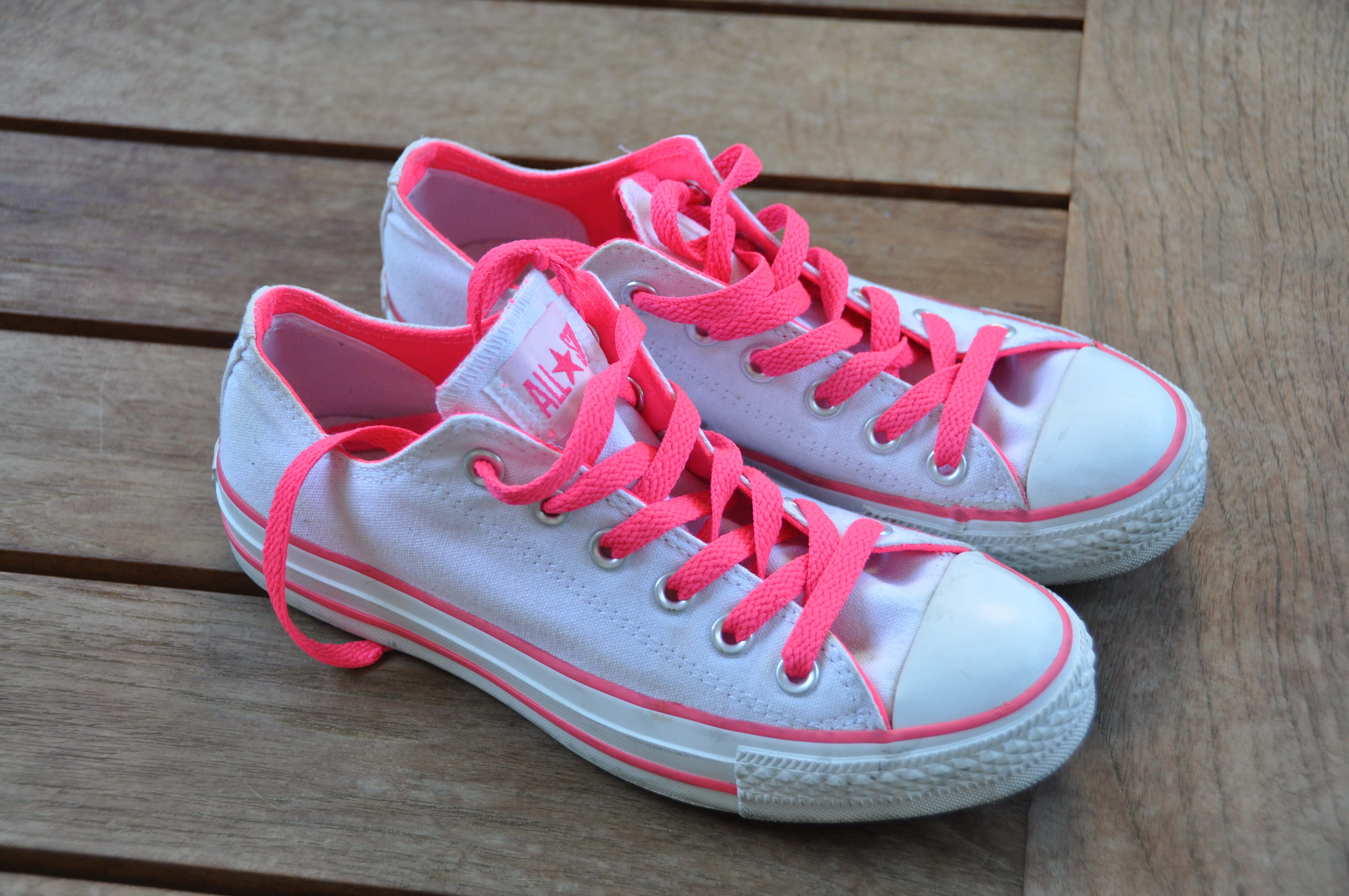 CONVERSE ALL STAR BIANCHE E FUCSIA, NUMERO 37.5