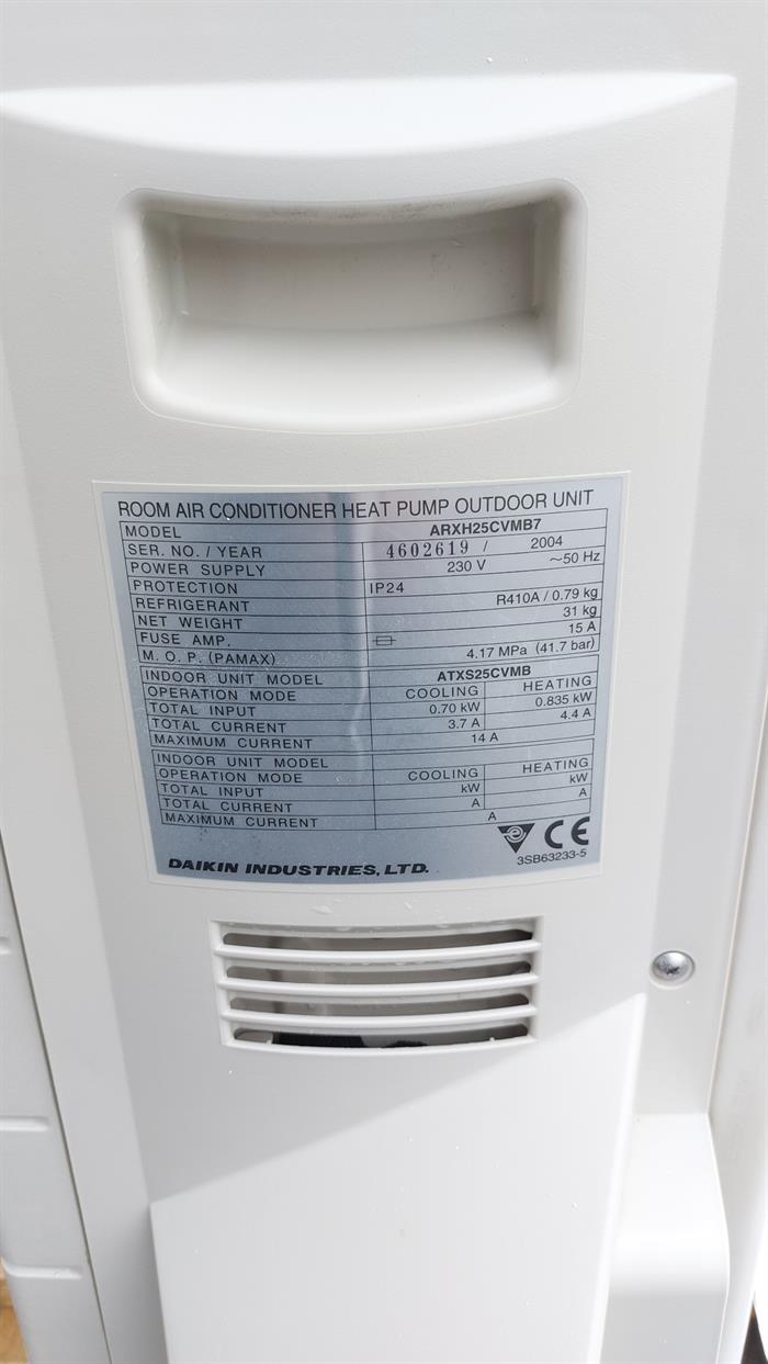 CLIMATIZATORE DAIKIN INVERTER CALDO-FREDDO 9000 BTU