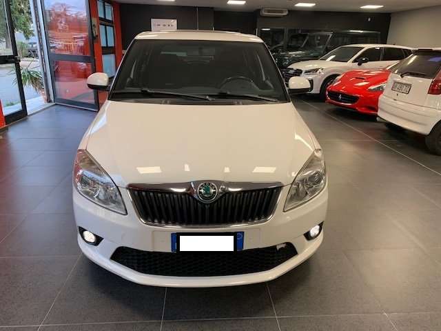 Skoda FabiaFabia 1.4 tsi RS 180cv dsg con palette garanzia!!