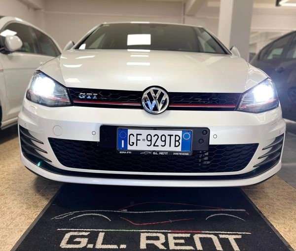 Volkswagen Golf GTI