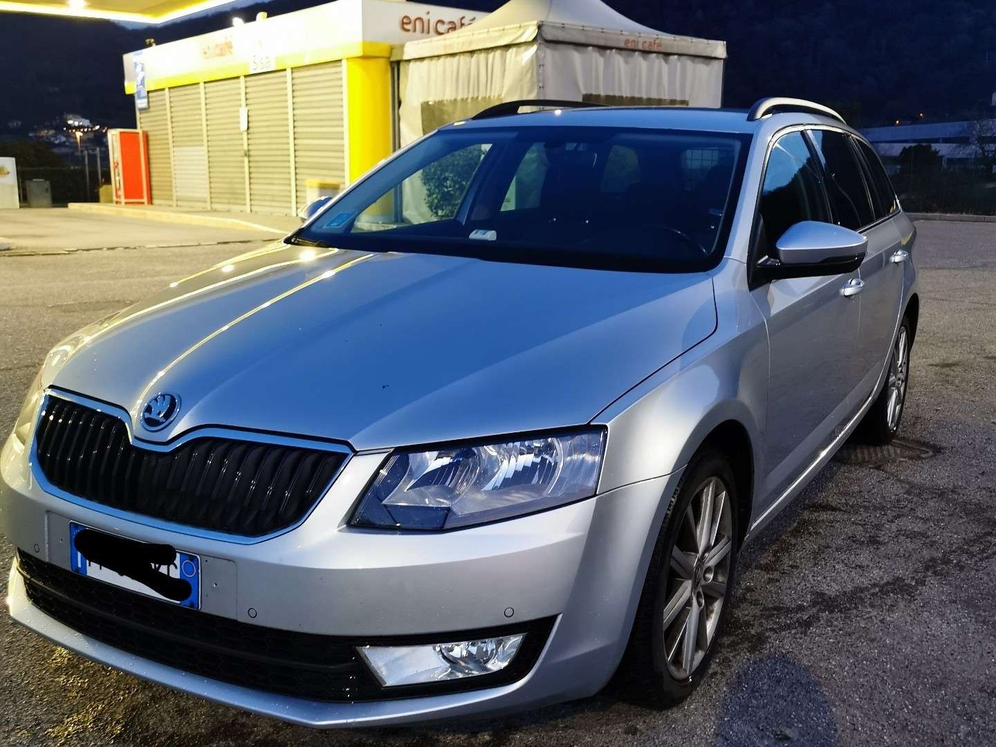 Skoda Octavia1.6 tdi Executive 110cv dsg my16