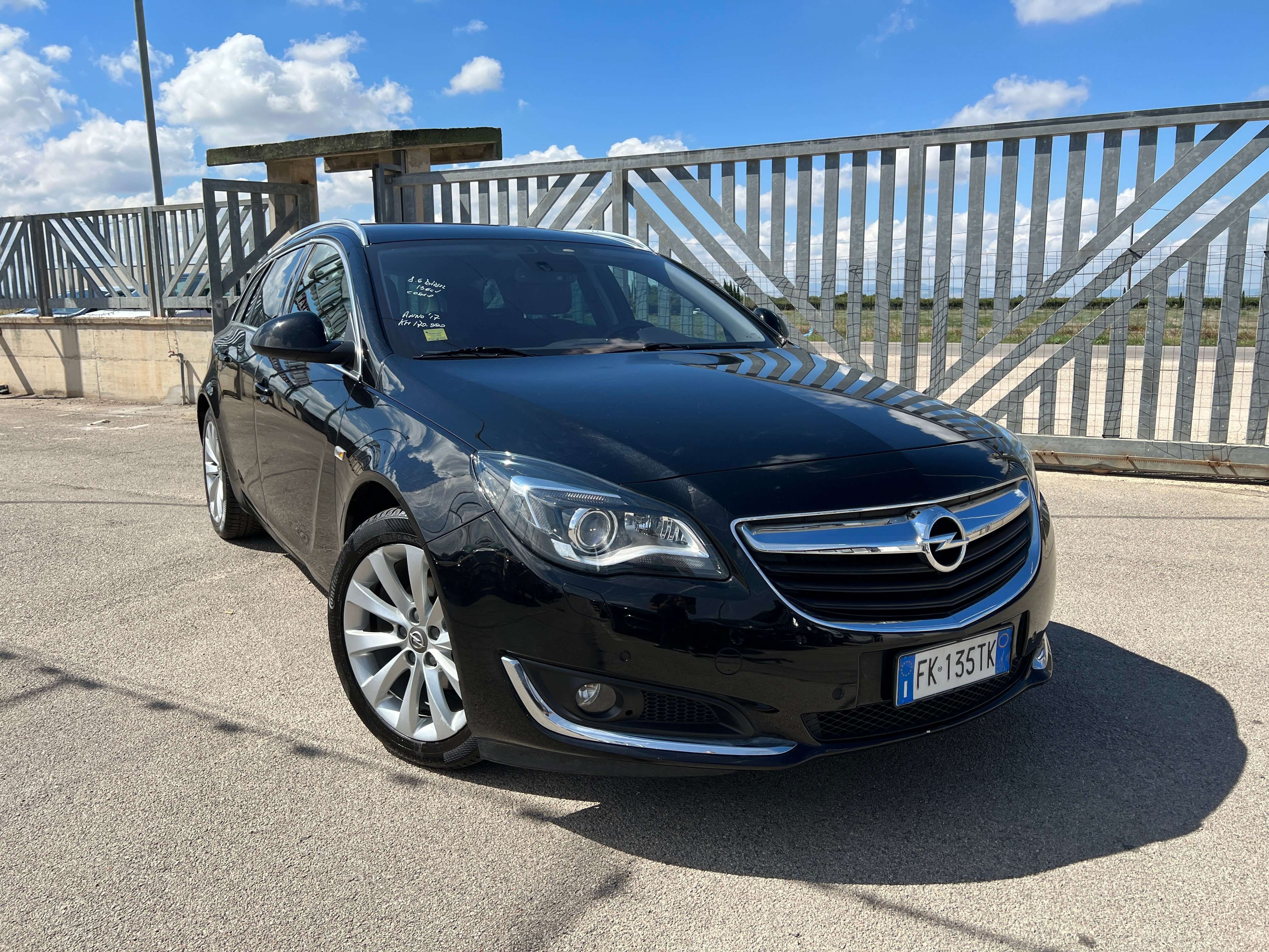 Opel InsigniaSports Tourer 1.6 cdti Cosmo 136cv-NAVIGATORE