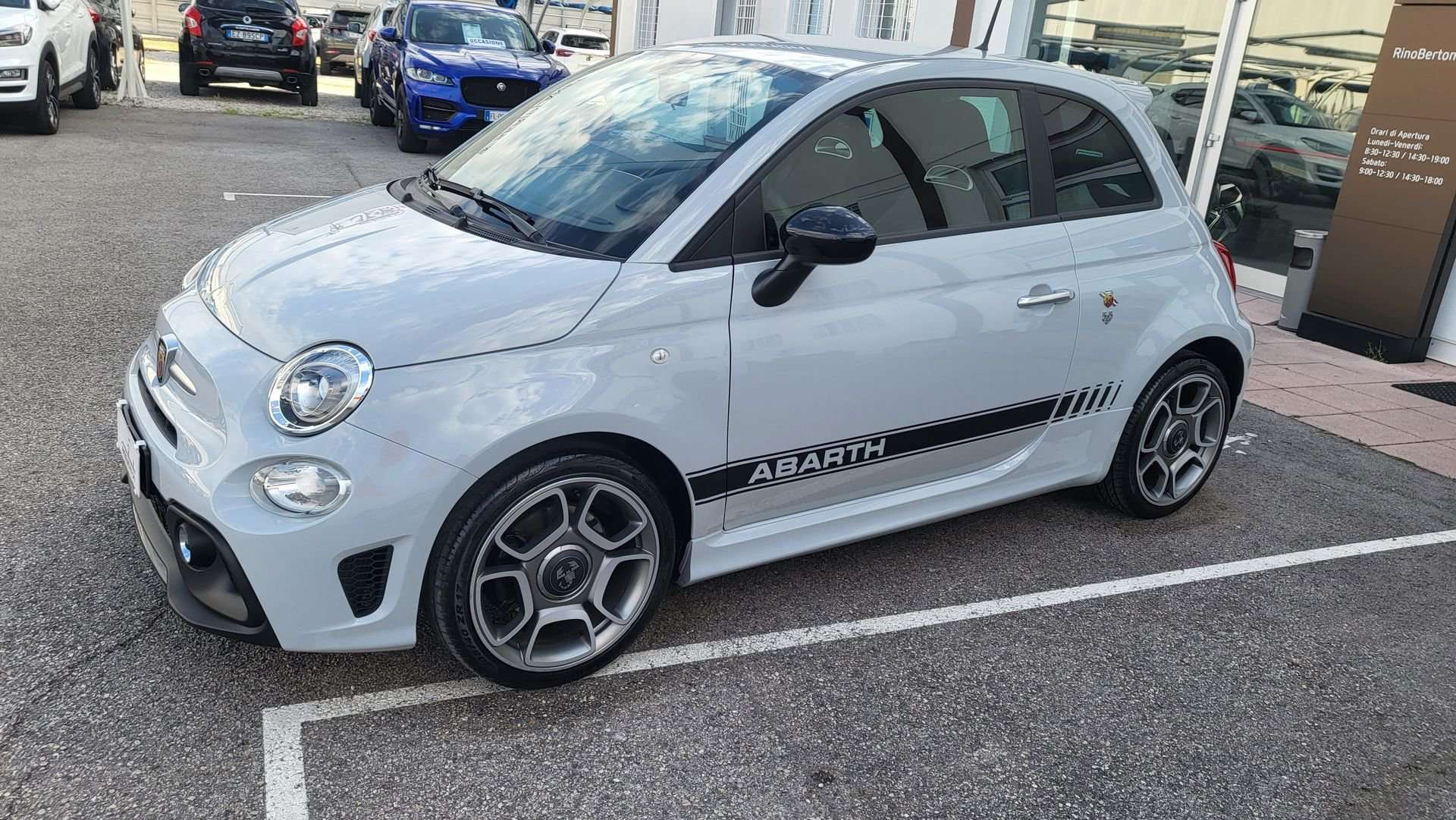 Abarth 5951.4 Turbo T-Jet 145 CV