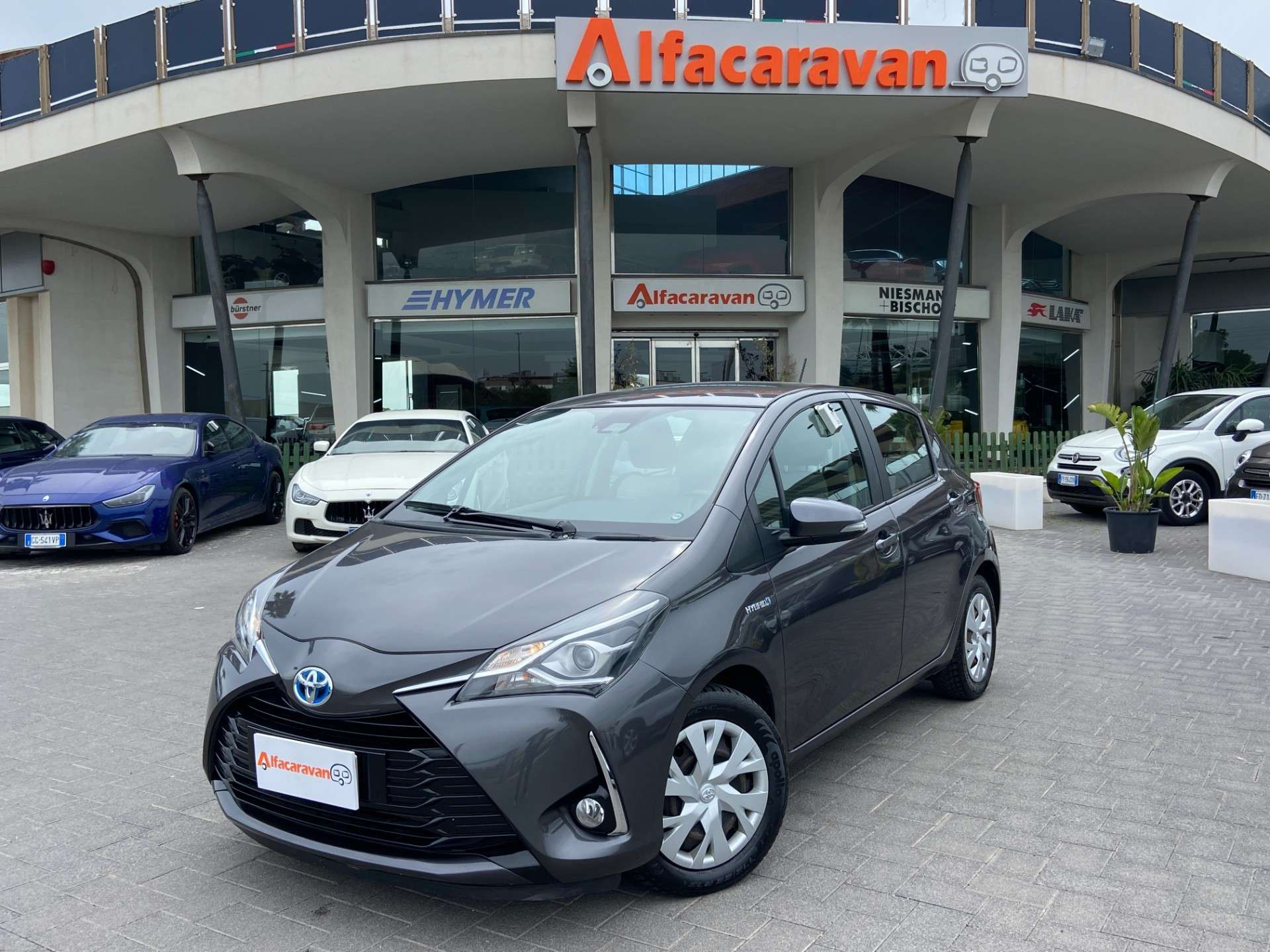 Toyota Yaris1.5 Hybrid 5 porte Business