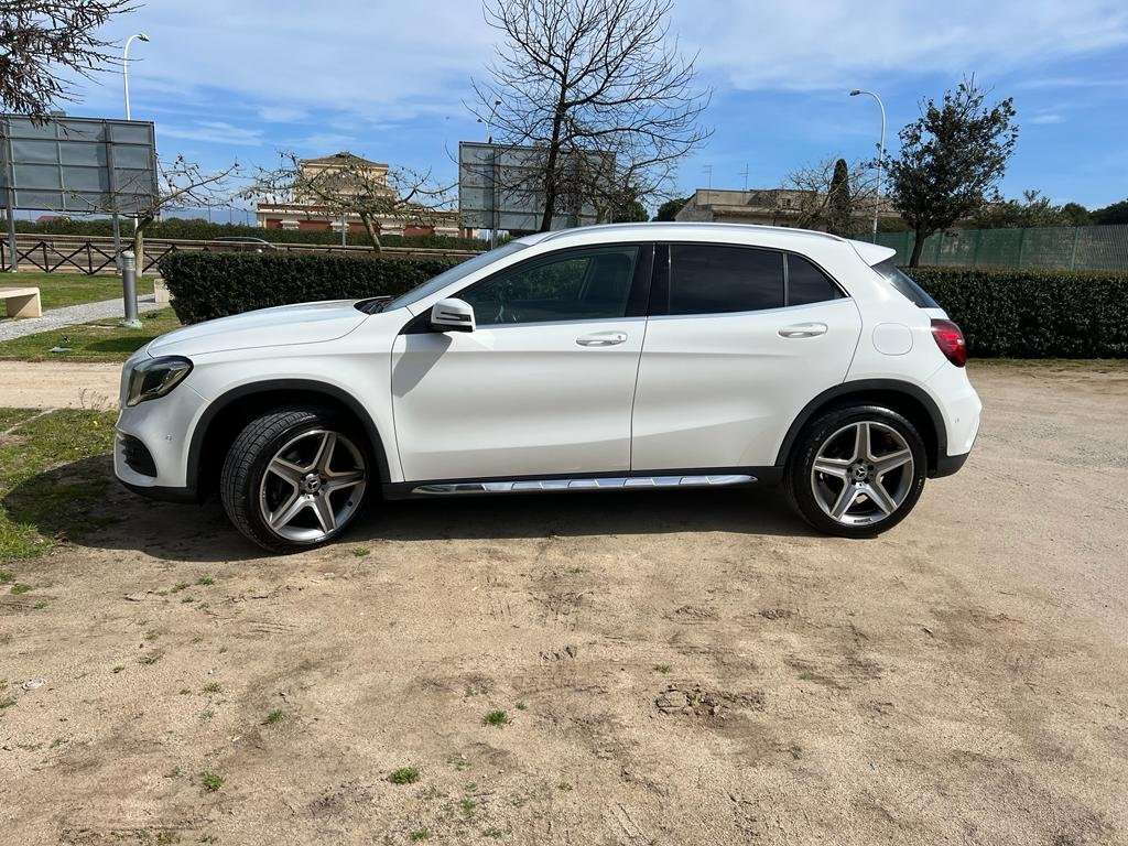 Mercedes-Benz GLA 220GLA 220 d Premium auto