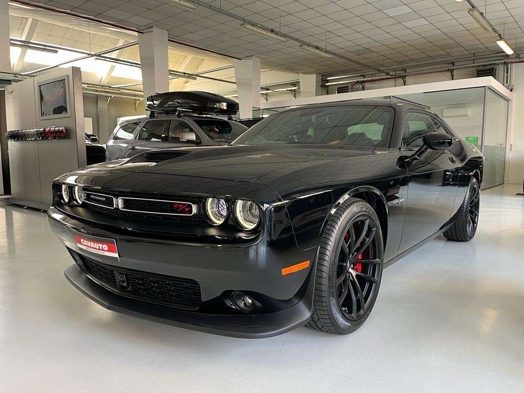 Dodge ChallengerR/T 5.7 V8 381 CV AT8 PRONTA CONSEGNA