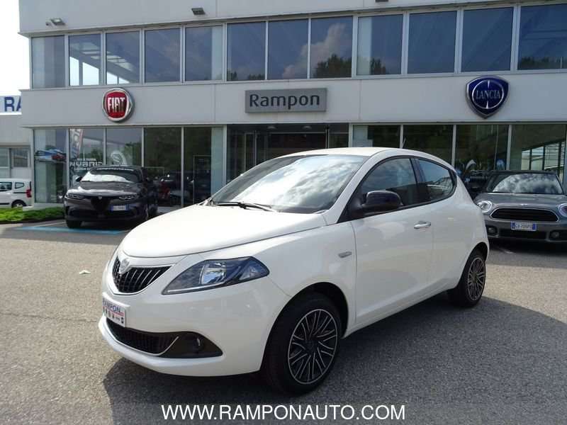 Lancia Ypsilon1.0 FireFly 5 porte S&S Hybryd Gold