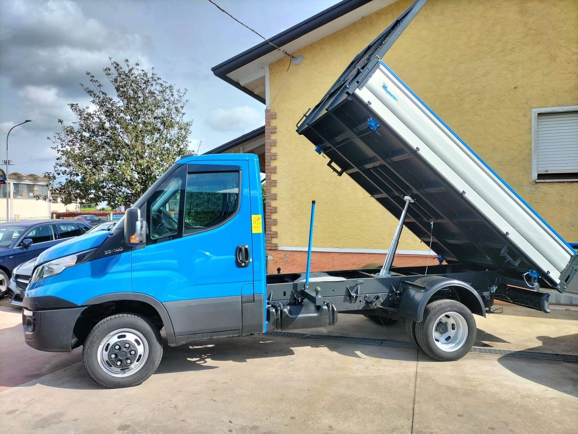 Iveco Daily35 C14 RIBALTABILE