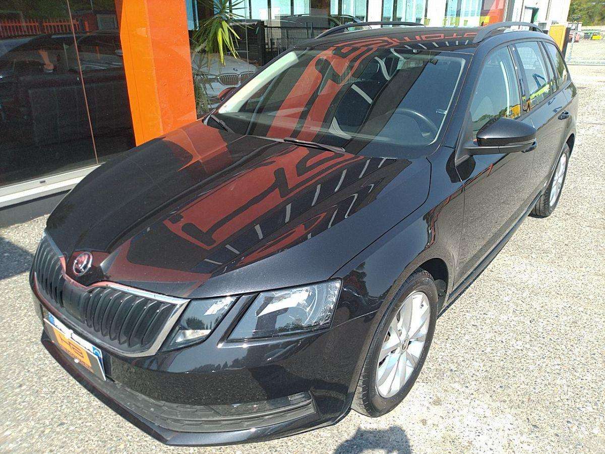 Skoda Octavia2.0 TDI CR DSG Wagon Executive