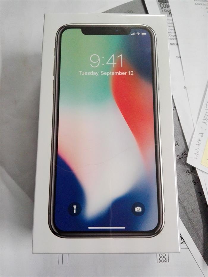 IPHONE X