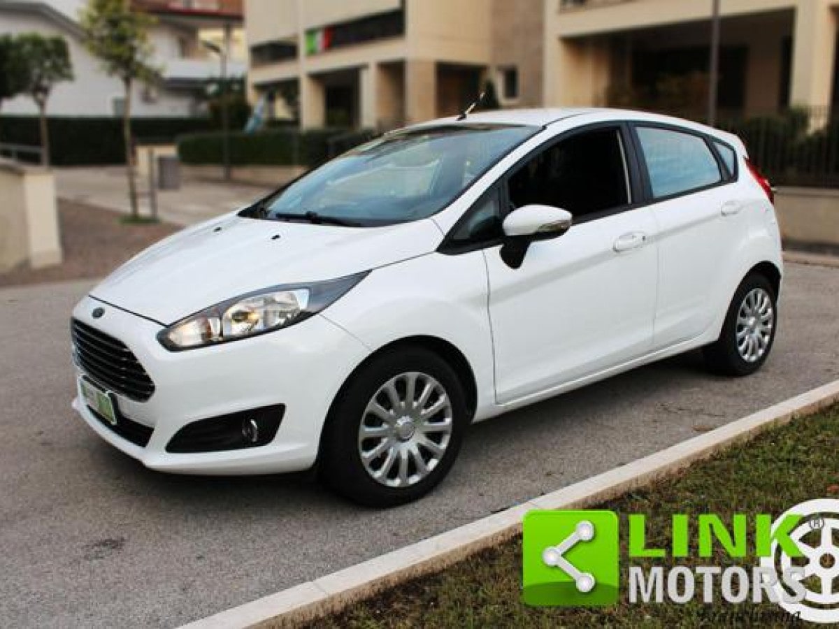 FORD Fiesta 6ª serie Fiesta 1.4 5p. Bz.- GPL Titanium