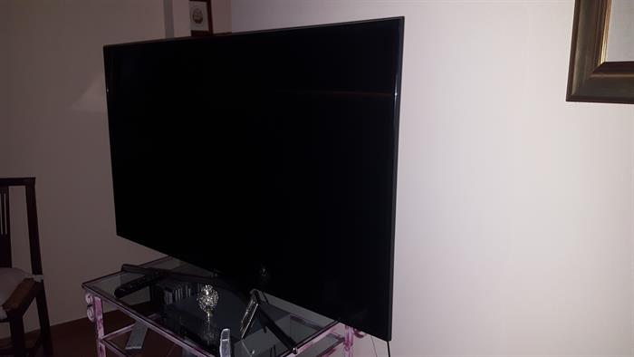 VENDO TV SAMSUNG 4K SMART NUOVO CON GARANZIA