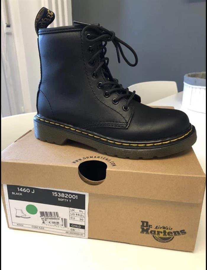 SCARPE DR MARTENS