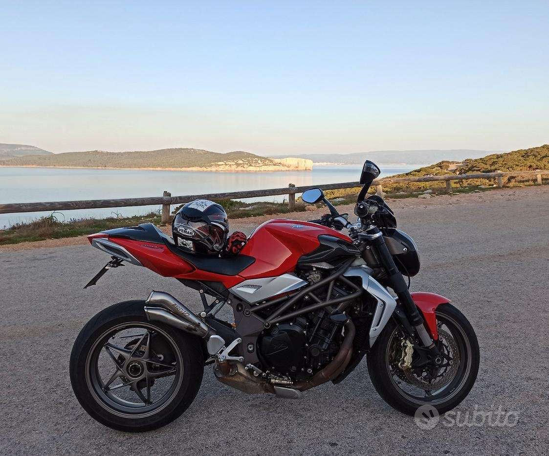 MV Agusta Brutale 990R