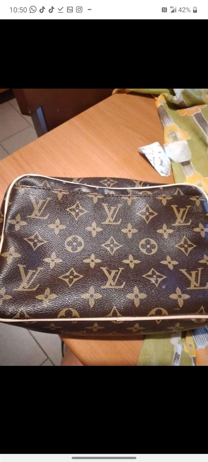 BEAUTY LOUIS VUITTON ORIGINALE TENUTO BENE