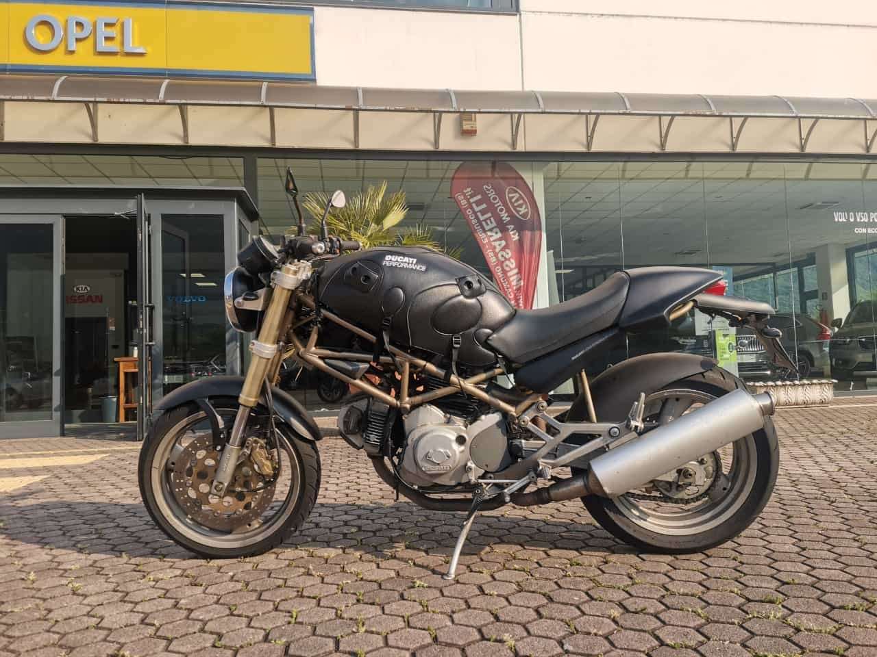 Ducati Monster 600