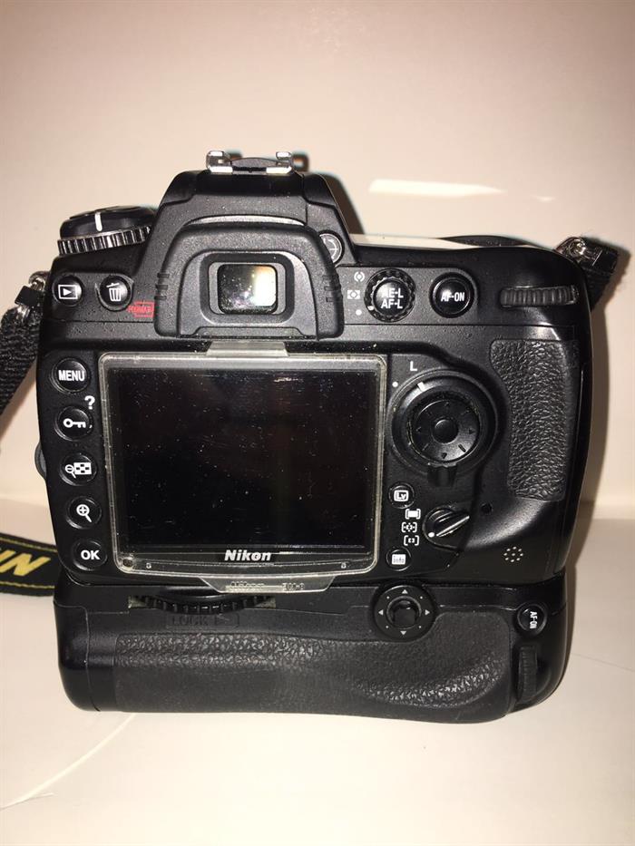 NIKON D 300 S