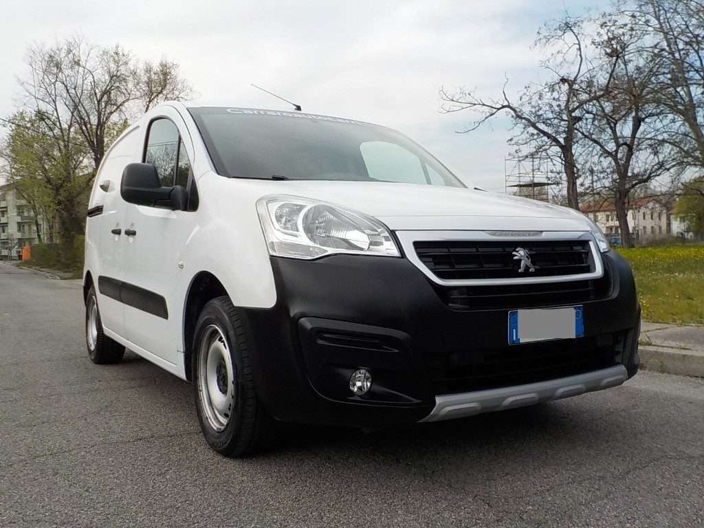 Peugeot PartnerBlueHDi 100 L1 Furgone Pro