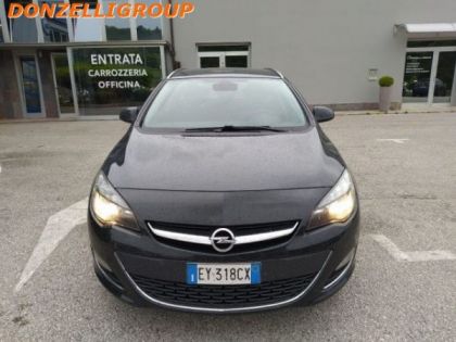 OPEL Astra 4ª serie Astra 1.4 Turbo 140CV Sports Tourer GPL Tech Cosmo