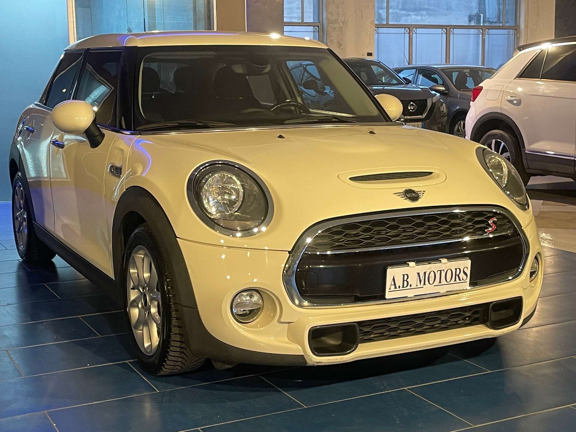 MINI Cooper SDCOOPER SD 2.0 Business AUTOMATIC