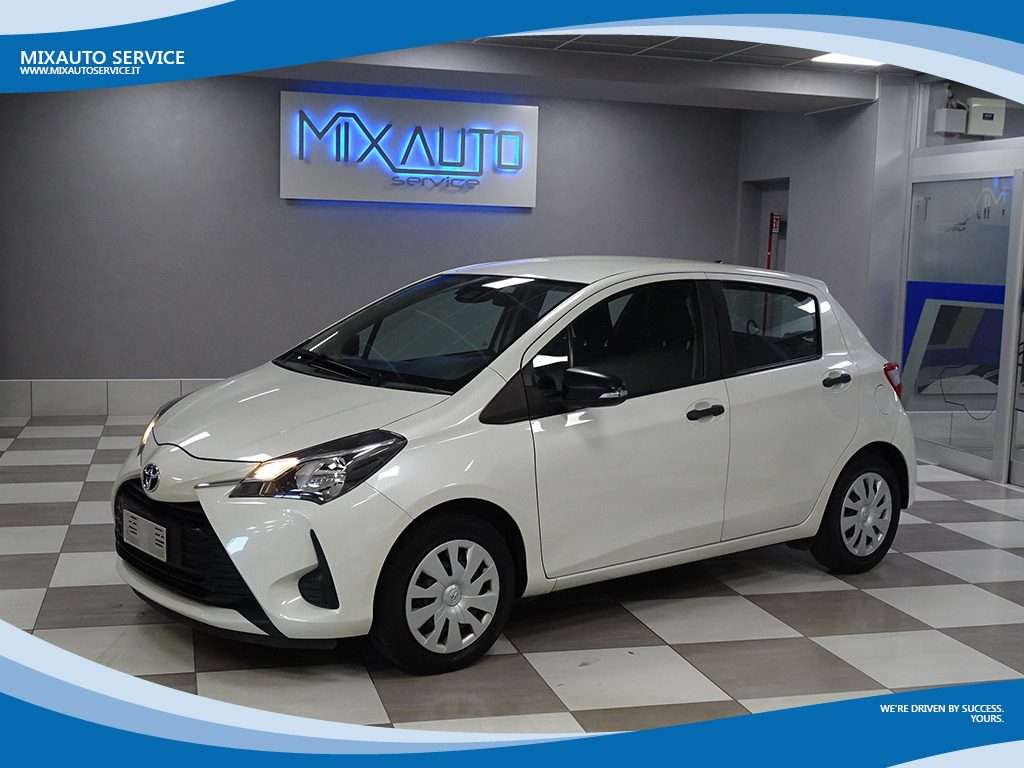 Toyota Yaris1.5 5 Porte Cool EU6