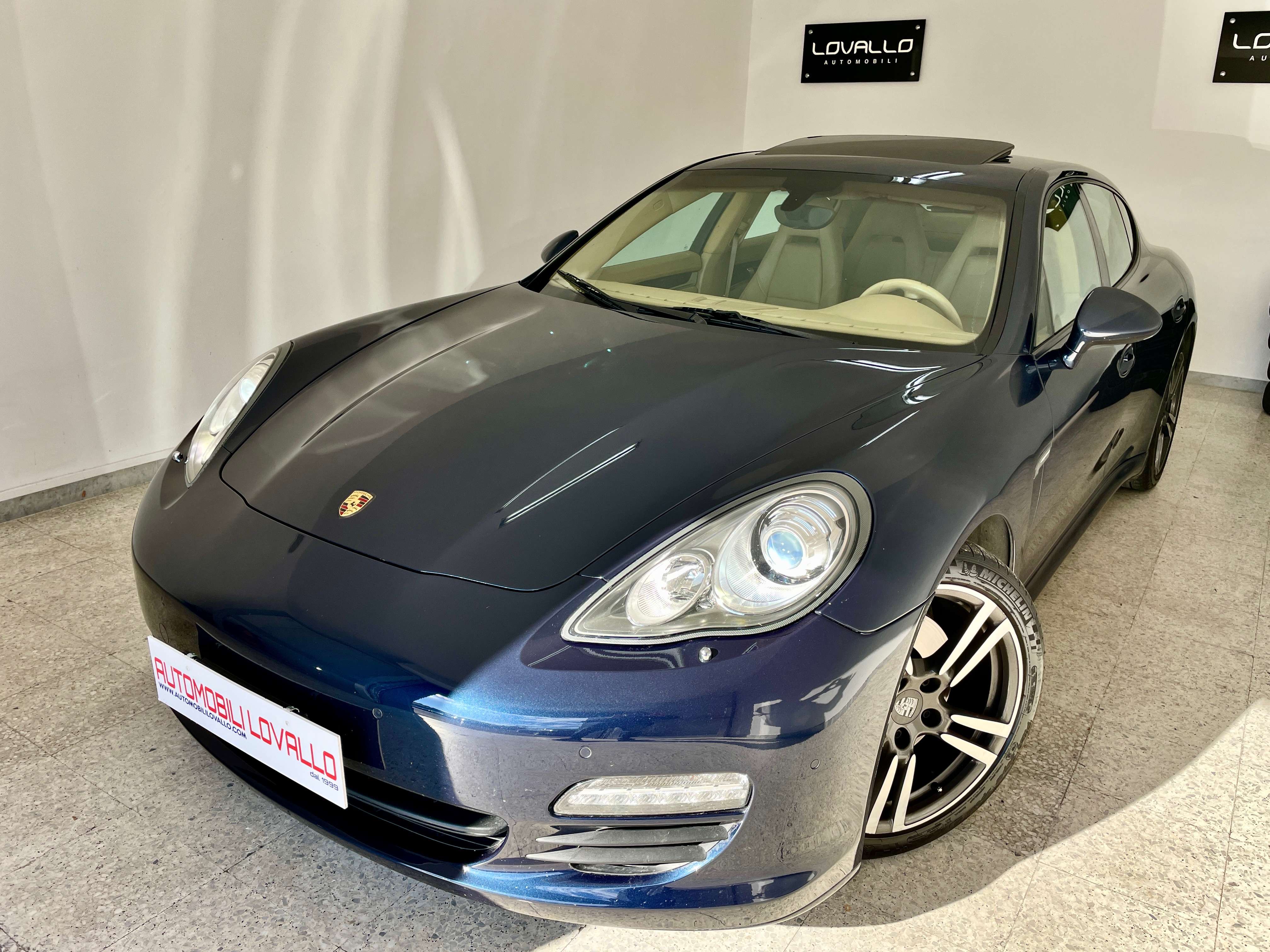 Porsche Panamera3.0 Diesel TETTO-CERCHI 20-PELLE-SENS.PARK-NAVI