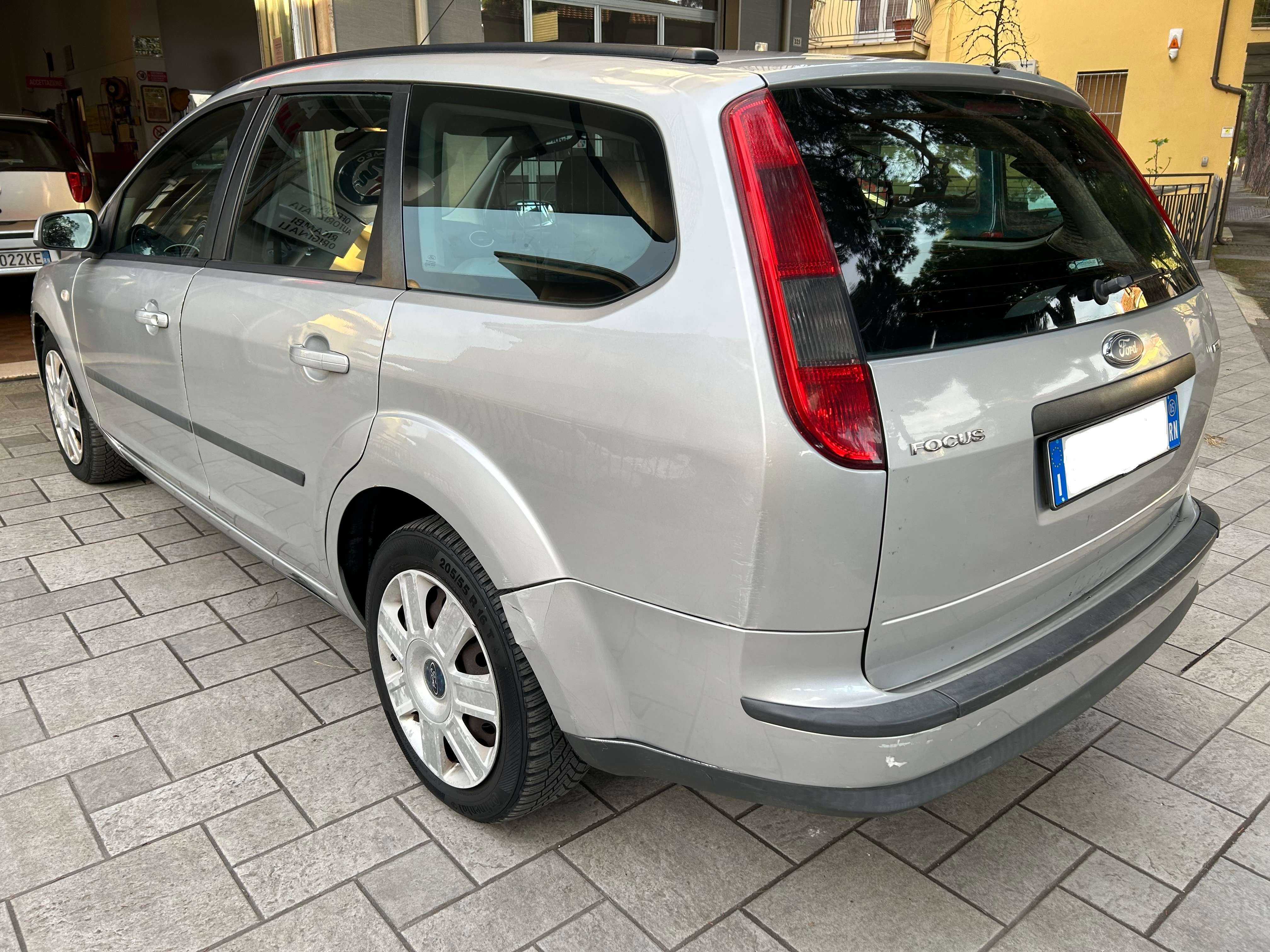 Ford FocusFocus Style Wagon 1.6 tdci LE 90cv