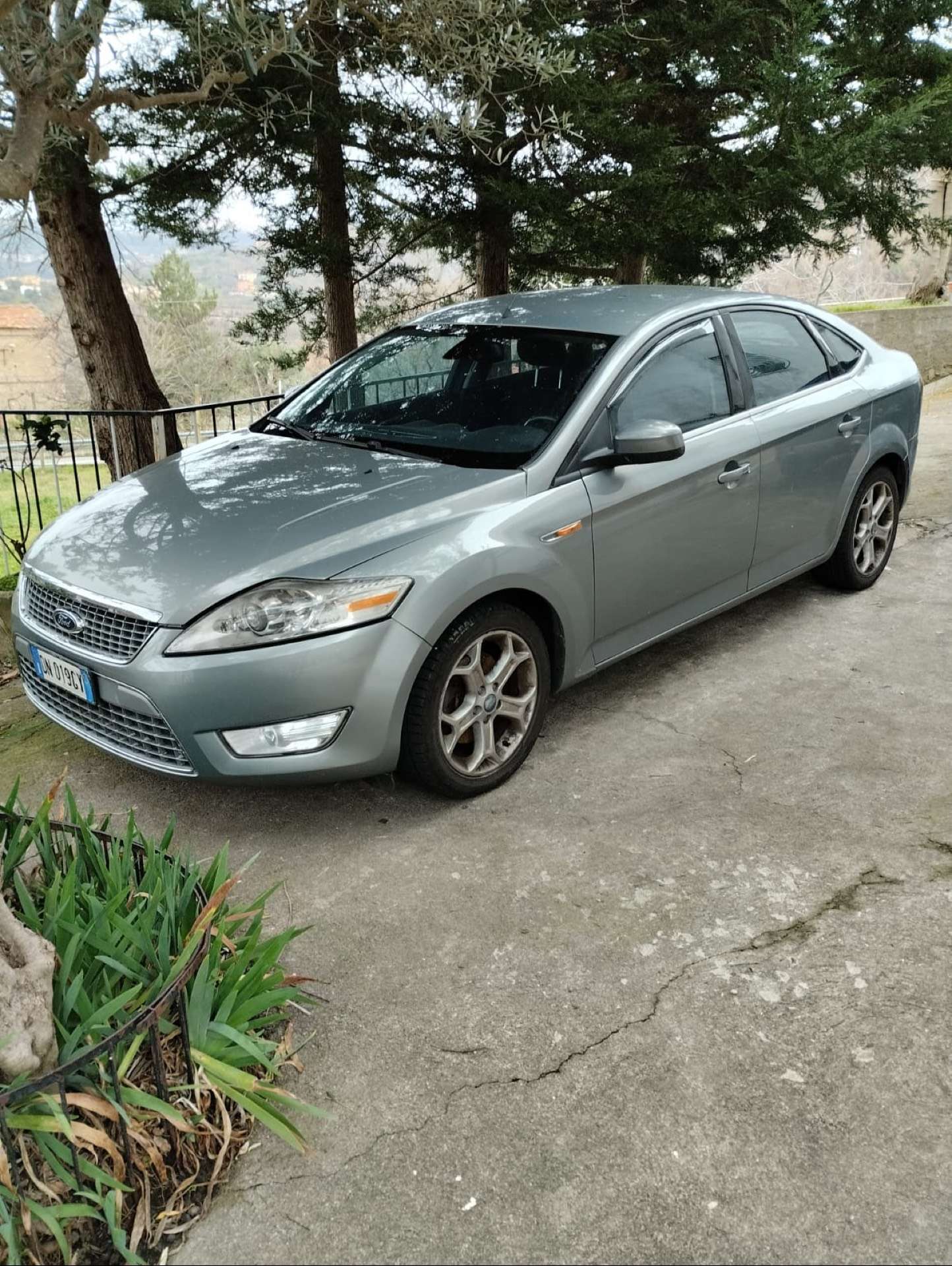 Ford Mondeo5p 2.0 tdci Titanium