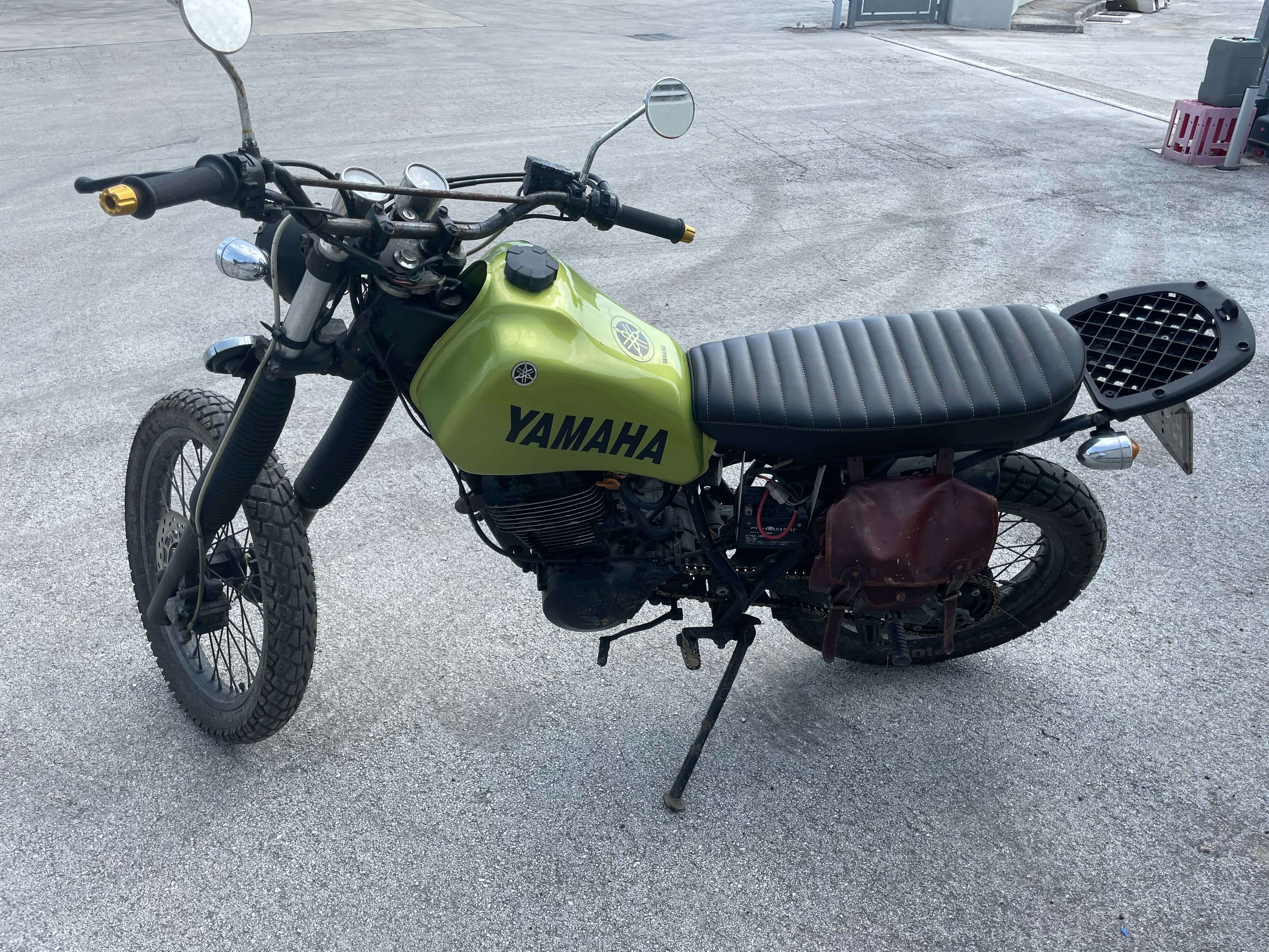 Yamaha XT 550Cafè-racer