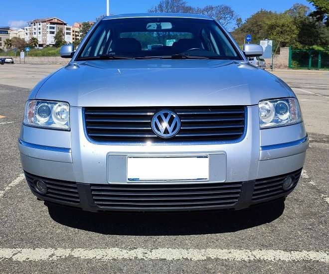 Volkswagen PassatPassat 1.9 tdi Highline 130cv