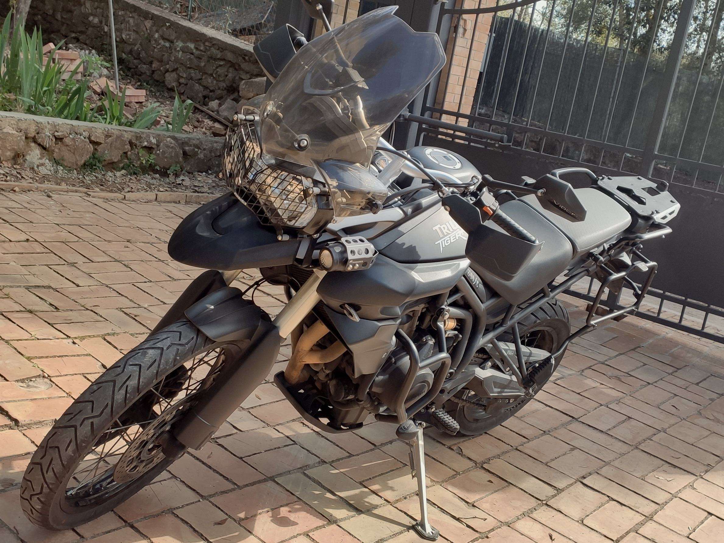 Triumph Tiger 800Tiger 800XC ABS