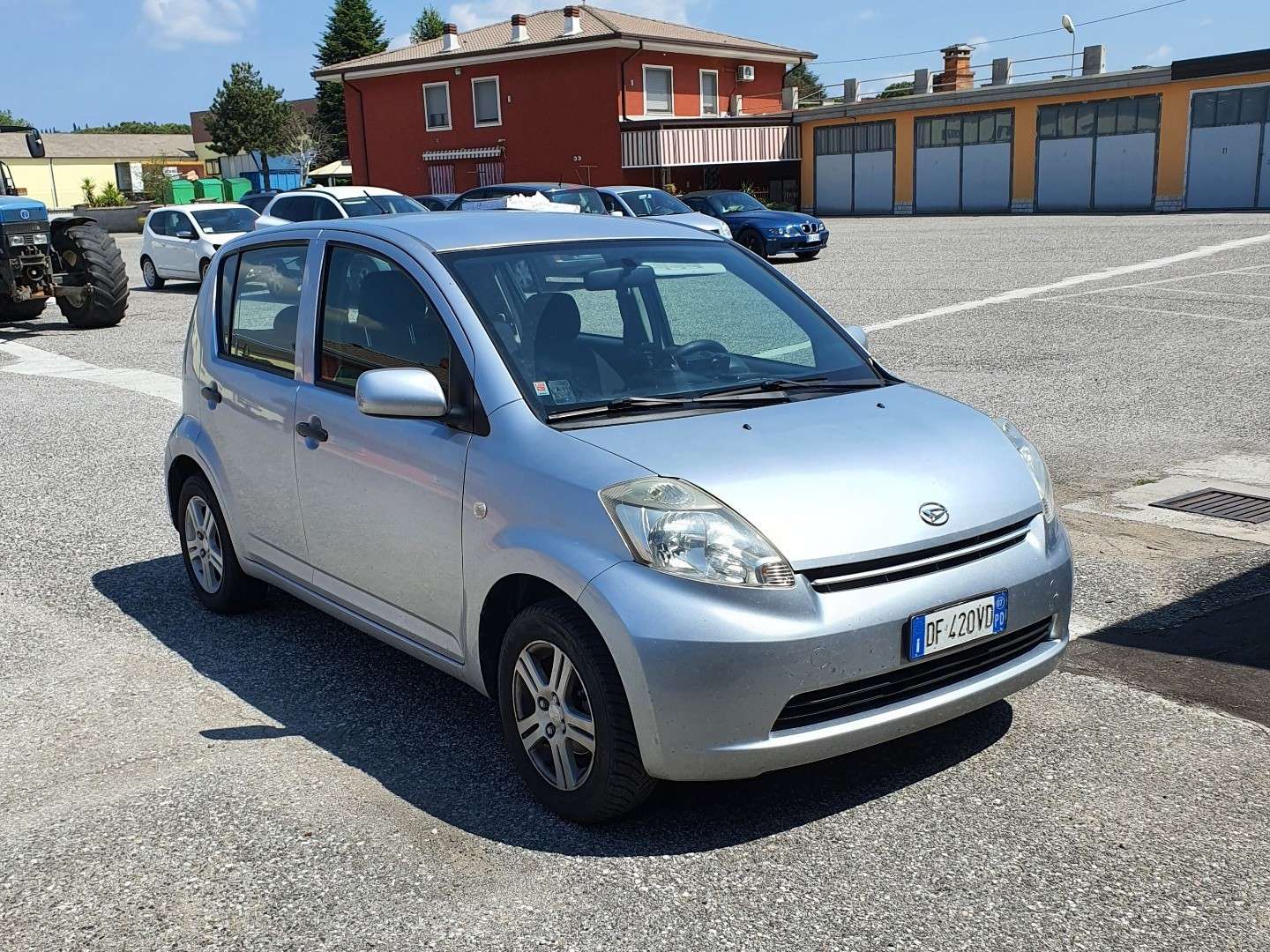 Daihatsu Sirion1.0 Aki