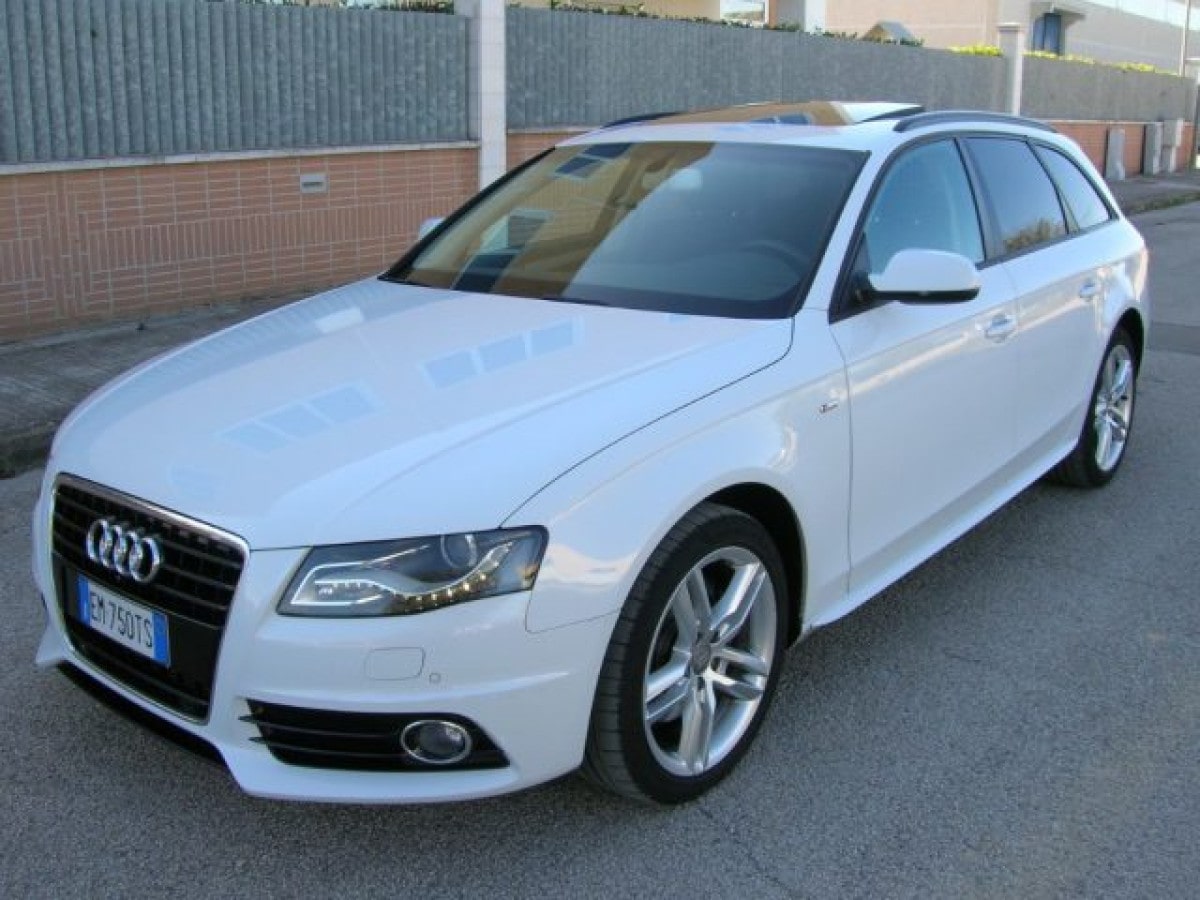 AUDI A4 4ª serie A4 Avant 2.0 TDI 143CV Advanced Plus