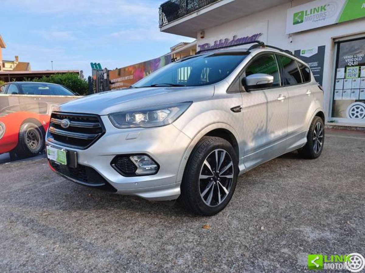 FORD Kuga 2ª serie Kuga 1.5 EcoBoost 120 CV S&S 2WD ST-Line