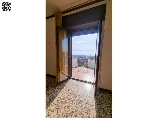 Vendita appartamento 196 mq - panoramico-vista mare.ercolano - corso italia