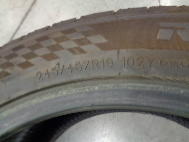 DUE GOMME DA 245 45 R 19 102 Y RODAX  2020