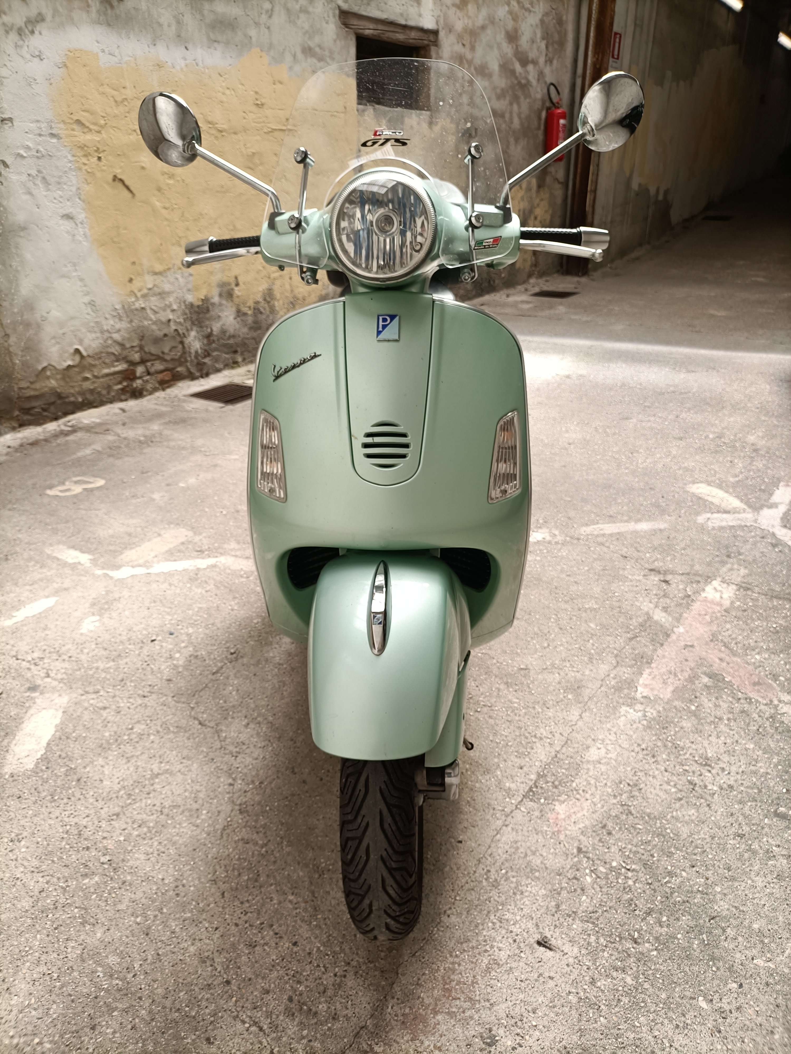 Piaggio GT 200