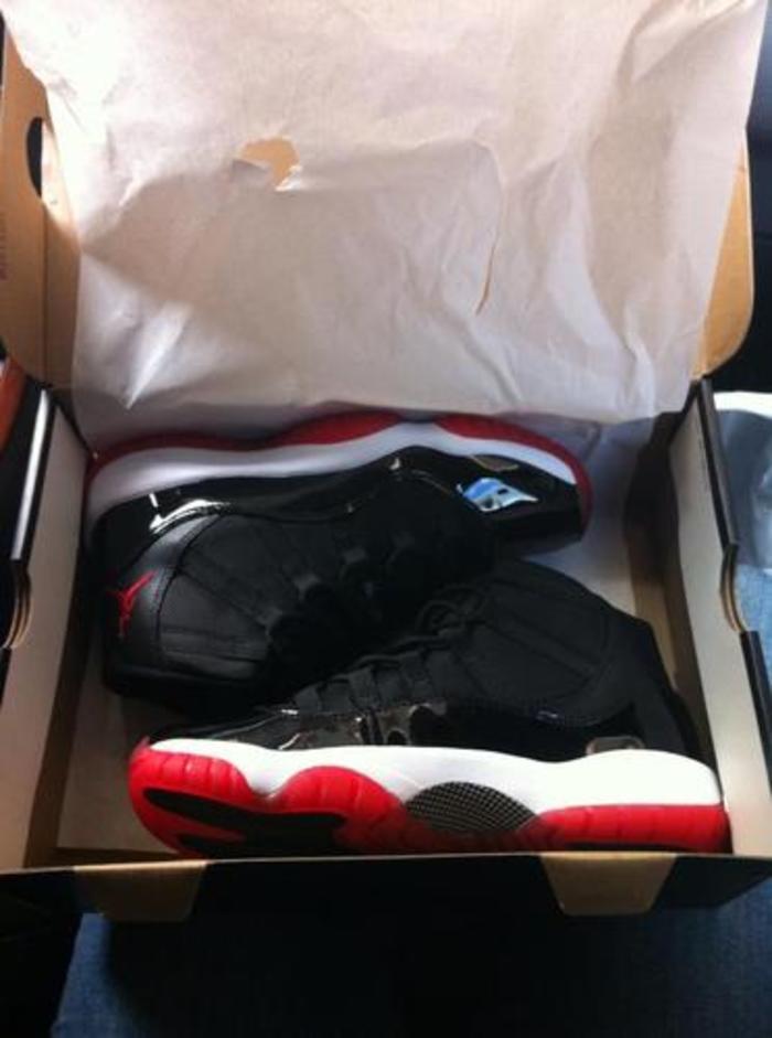 VENDO AIR JORDANS RETRO 11S BREDS. ORIGINALI, NUOVE CON SCATOLO